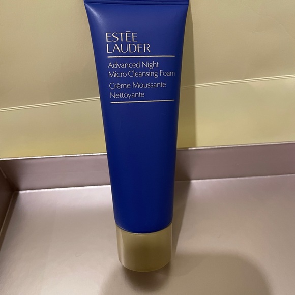 Estee Lauder | Skincare | Estee Lauder Blue And Gold Cleansing Foam ...
